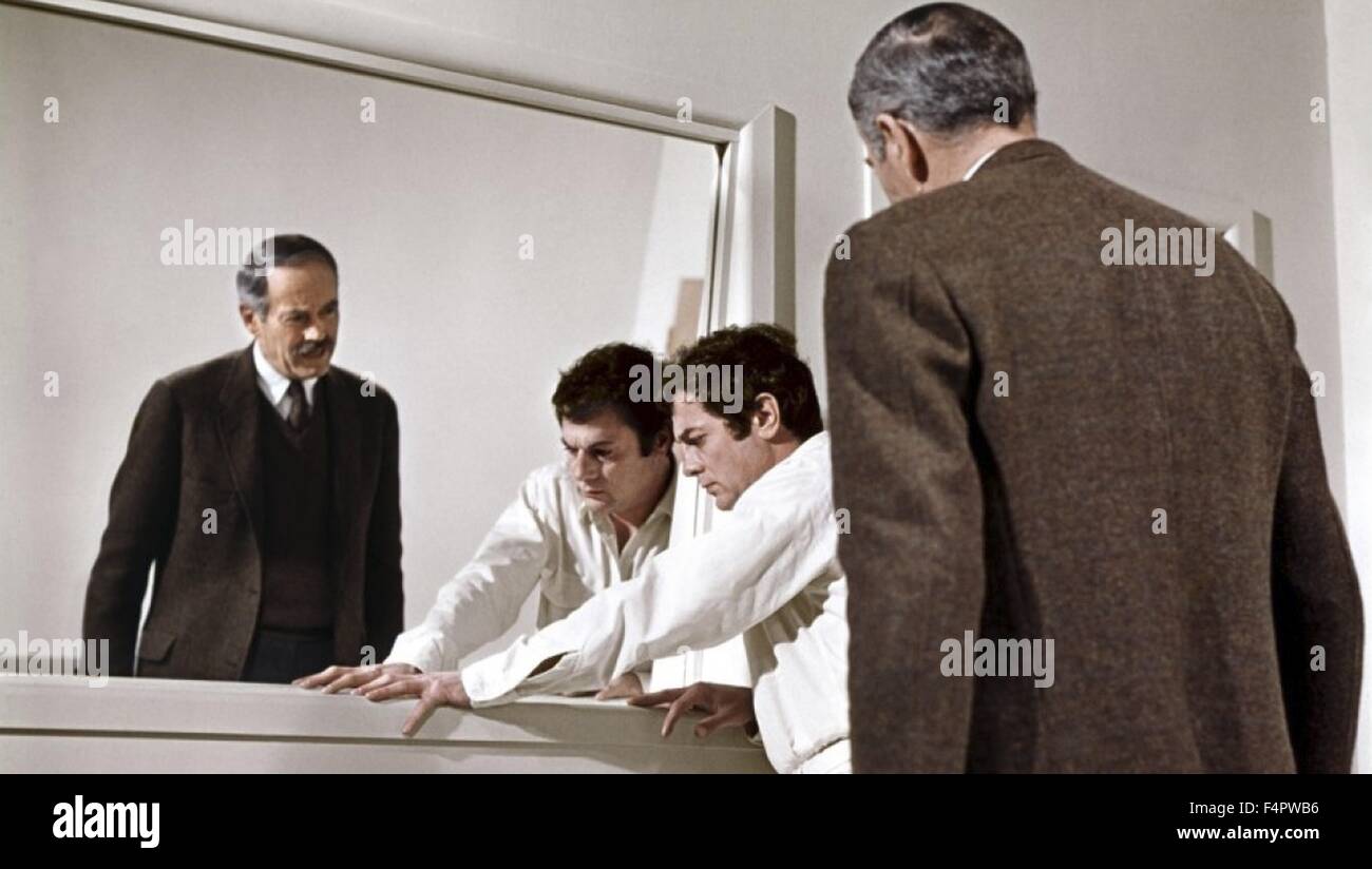 Henry Fonda and Tony Curtis / The Boston Strangler / 1968 directed by ...