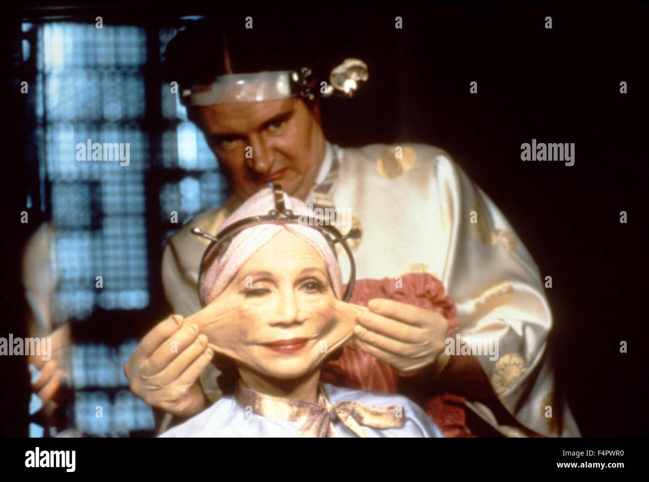 Brazil / 1985 directed by Terry Gilliam [Embassy International Pictures ...