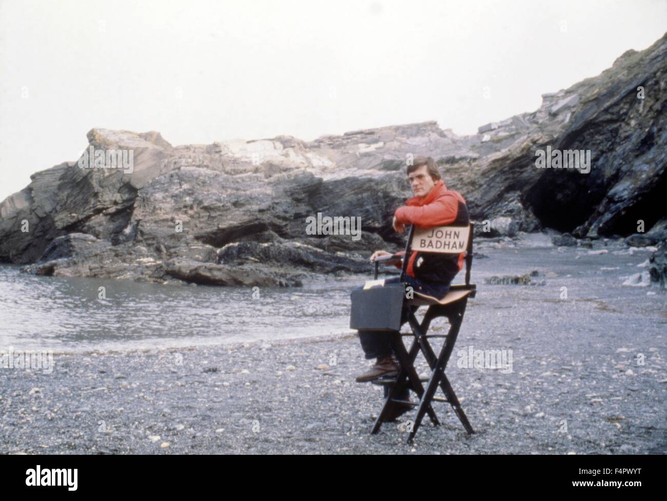 On the set, John Badham (director) / Dracula / 1979 directed by John ...