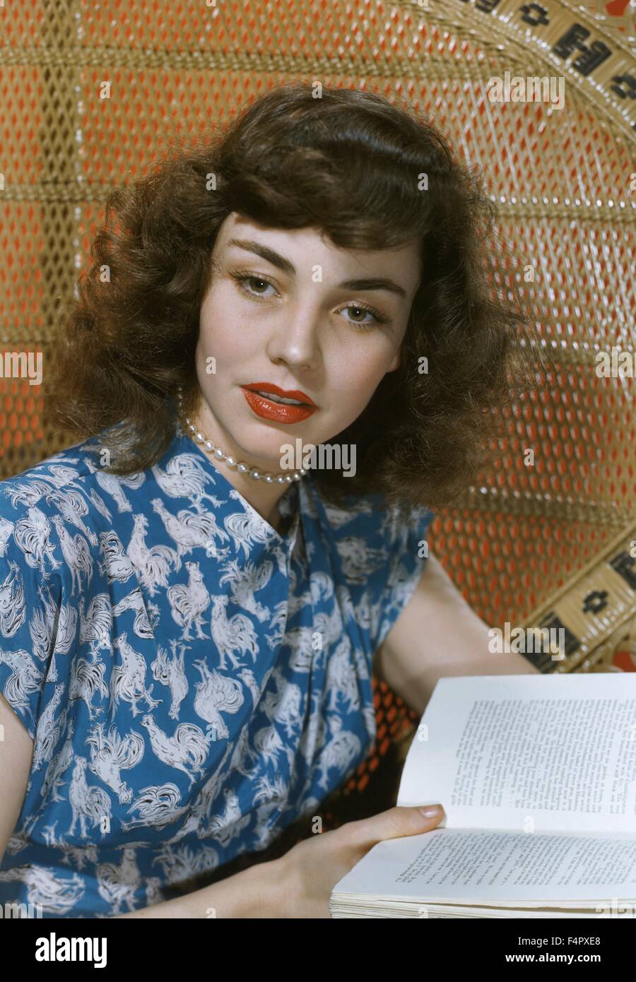 Jennifer jones portrait hi-res stock photography and images - Alamy