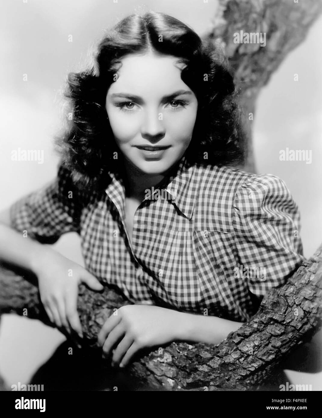 Jennifer Jones Portrait High Resolution Stock Photography and Images ...