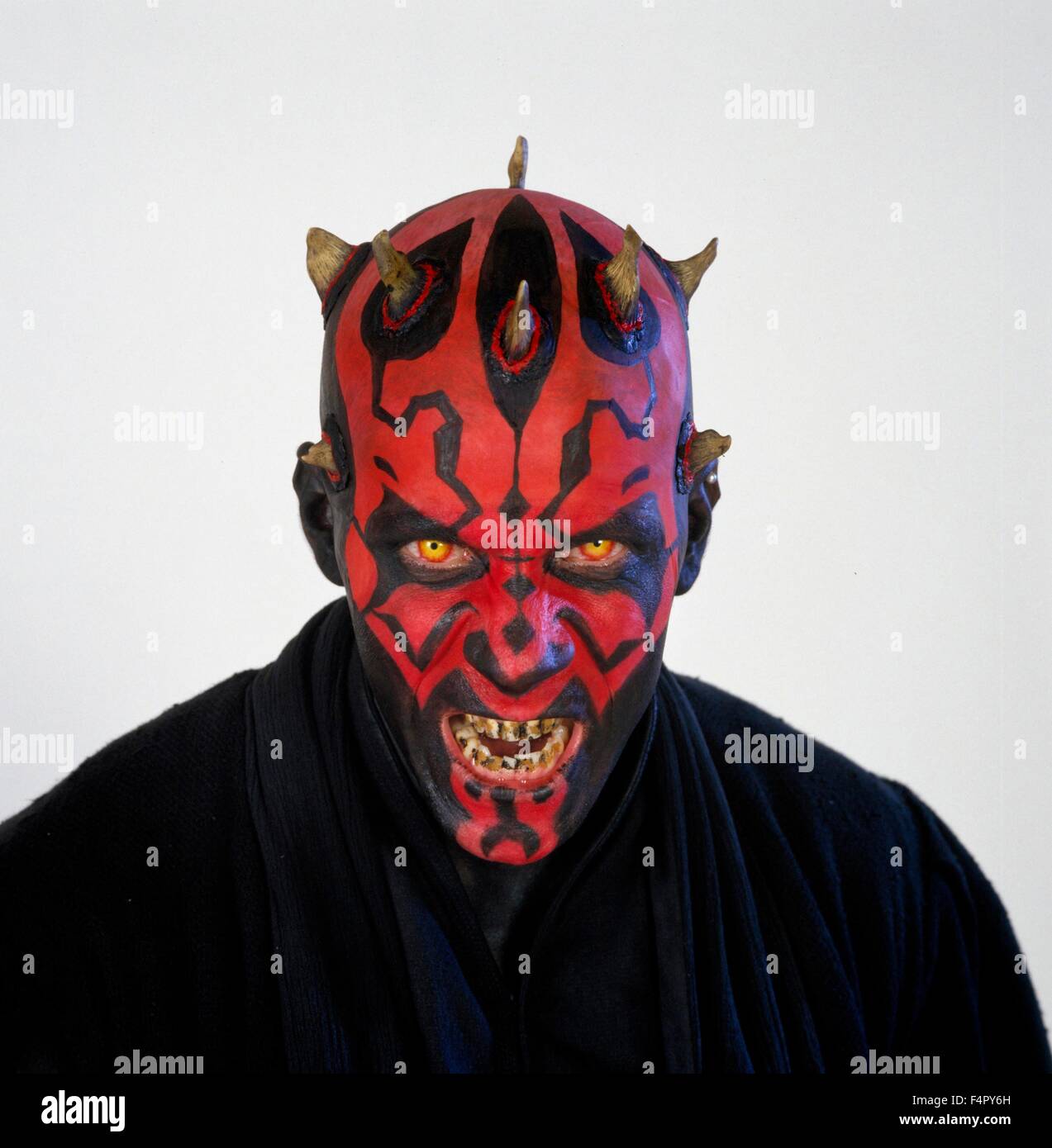 Episode i the phantom menace 1999 ray park hi-res stock photography and ...