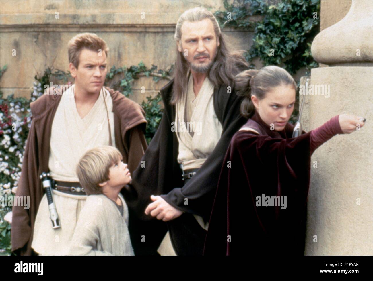 Ewan McGregor, Jake Lloyd, Liam Neeson and Natalie Portman / Star Wars ...