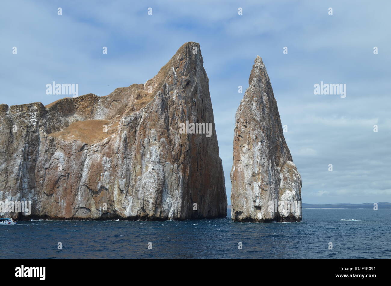Cliff dive ecuador hi-res stock photography and images - Alamy
