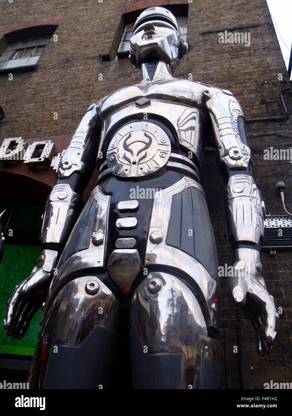 Large metal Android statue in Camden, London Stock Photo - Alamy