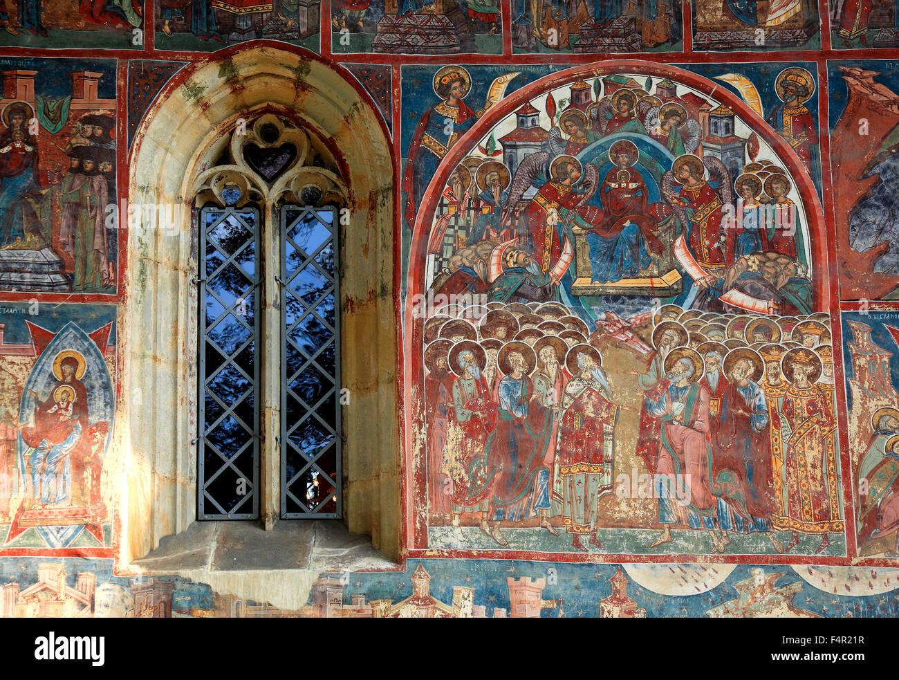 Wall frescoes at humor monastery hi-res stock photography and images ...