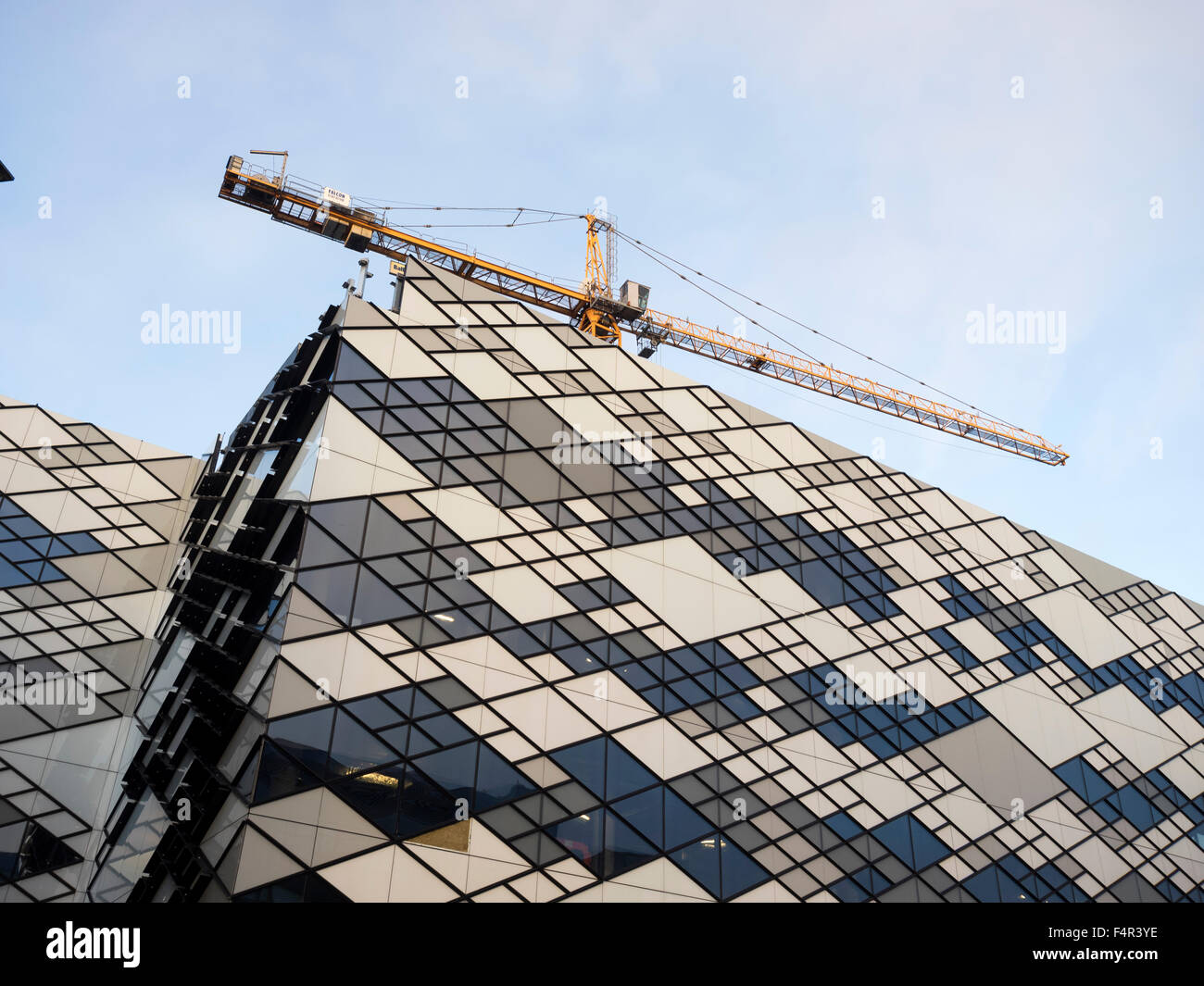 New building called the Diamond in Sheffield built for University of ...