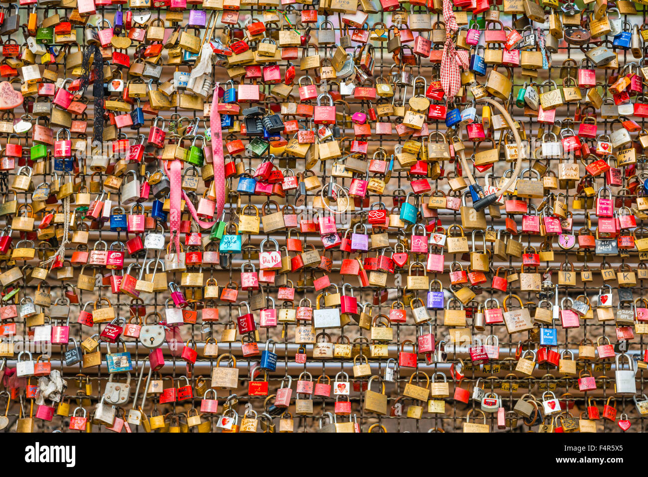 Germany, Europe, Hohenzollernbrücke, Cologne, love locks, locks, symbol ...