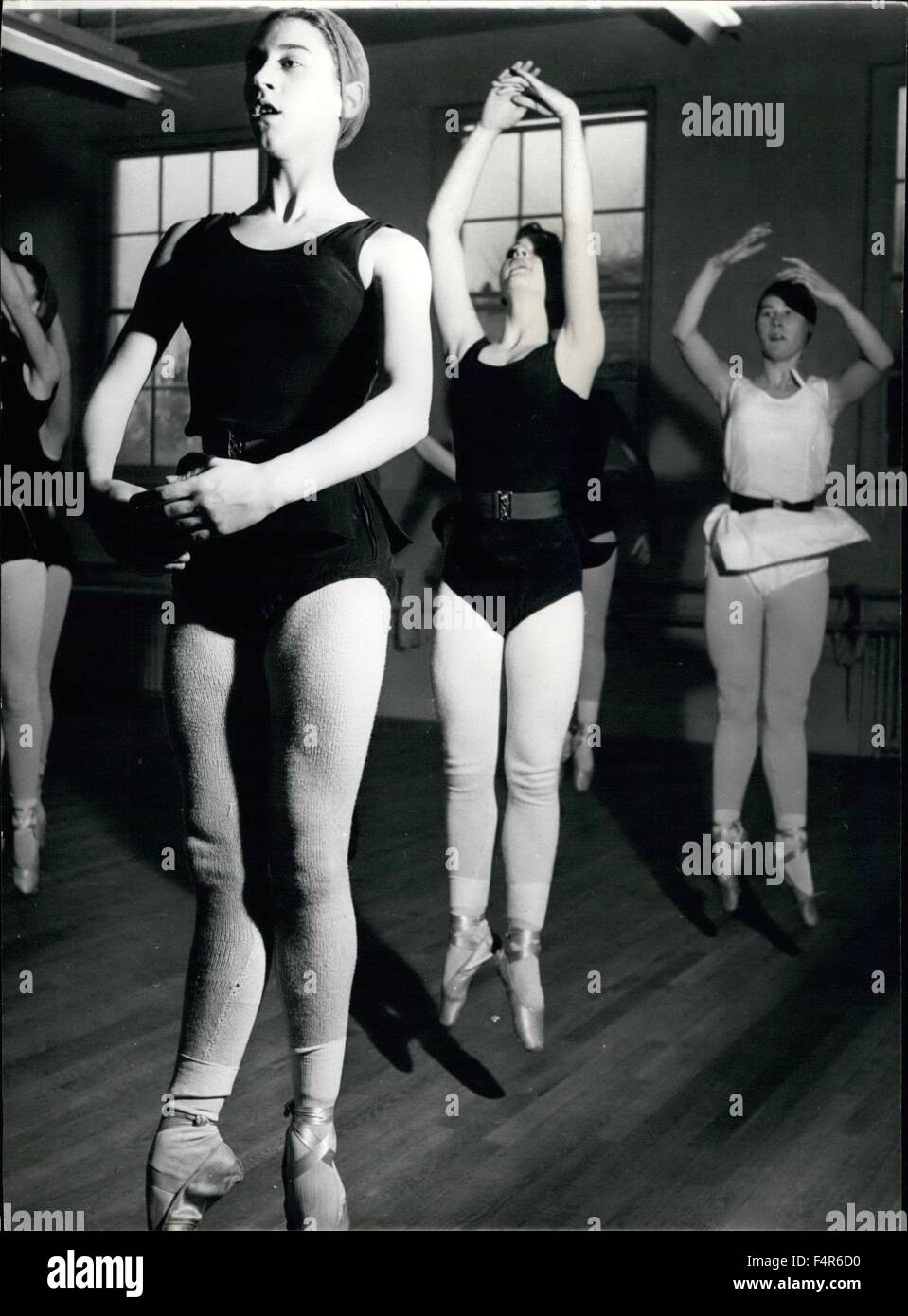 Sadler's wells ballet hi-res stock photography and images - Alamy