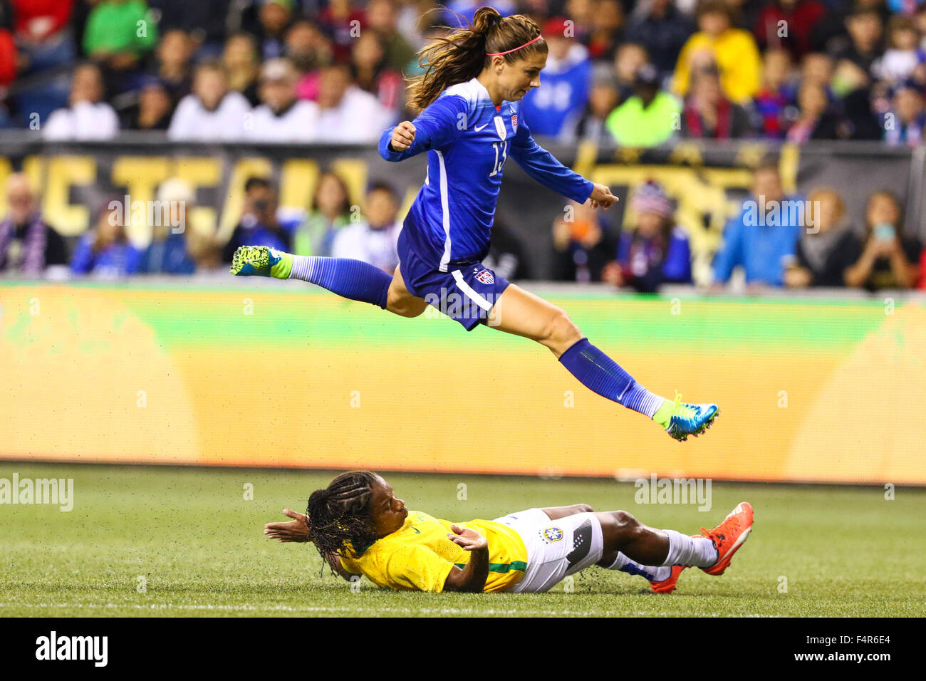 Seattle, Washington, USA. 21st Oct, 2015. United States' forward Alex ...