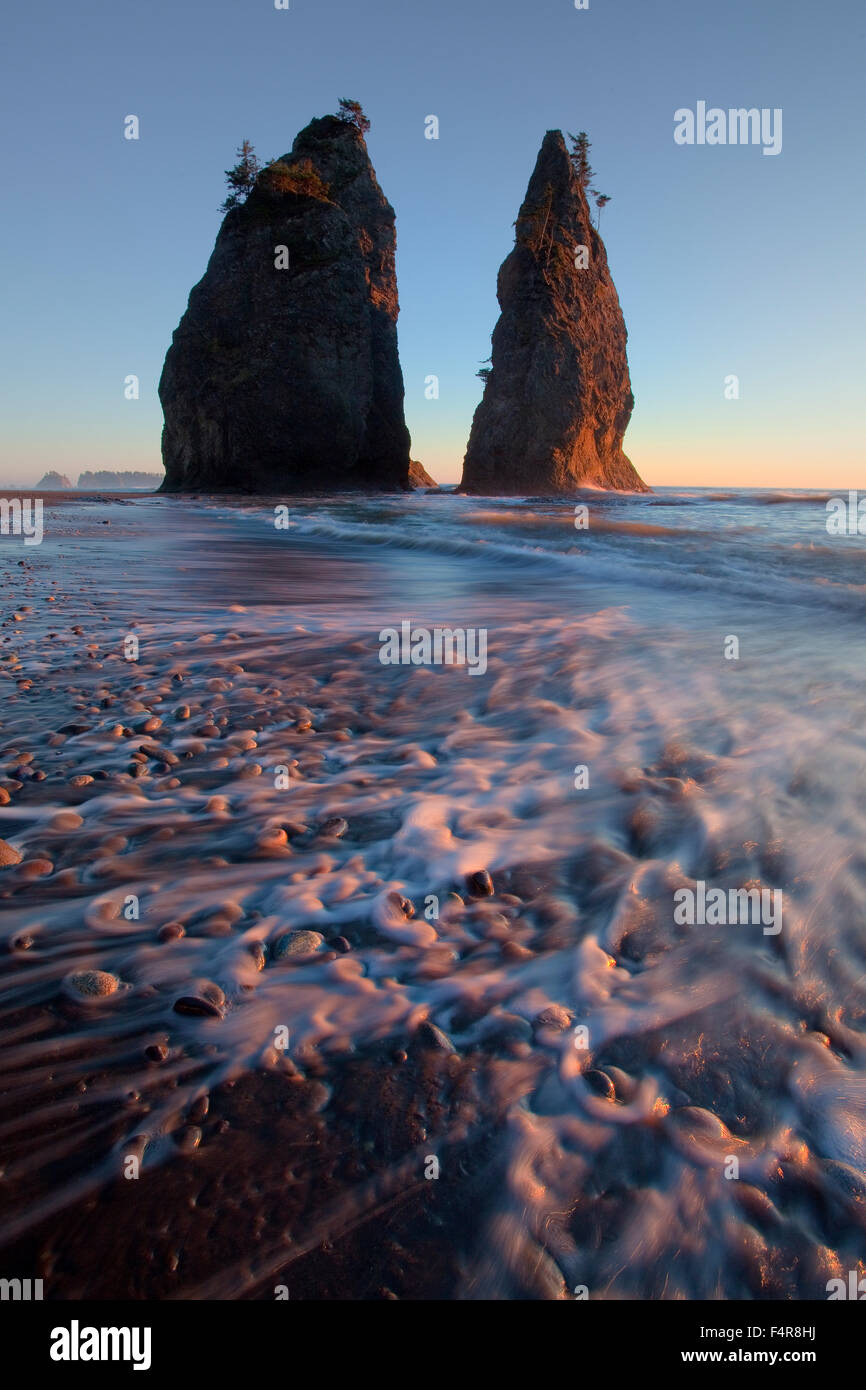 Rialto Beach, Washington, Forks, haystacks, Olympic, National Park ...
