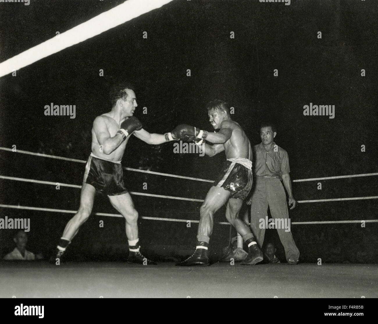 Boxing match of the World bantamweight champion Mario D'Agata, Italy ...