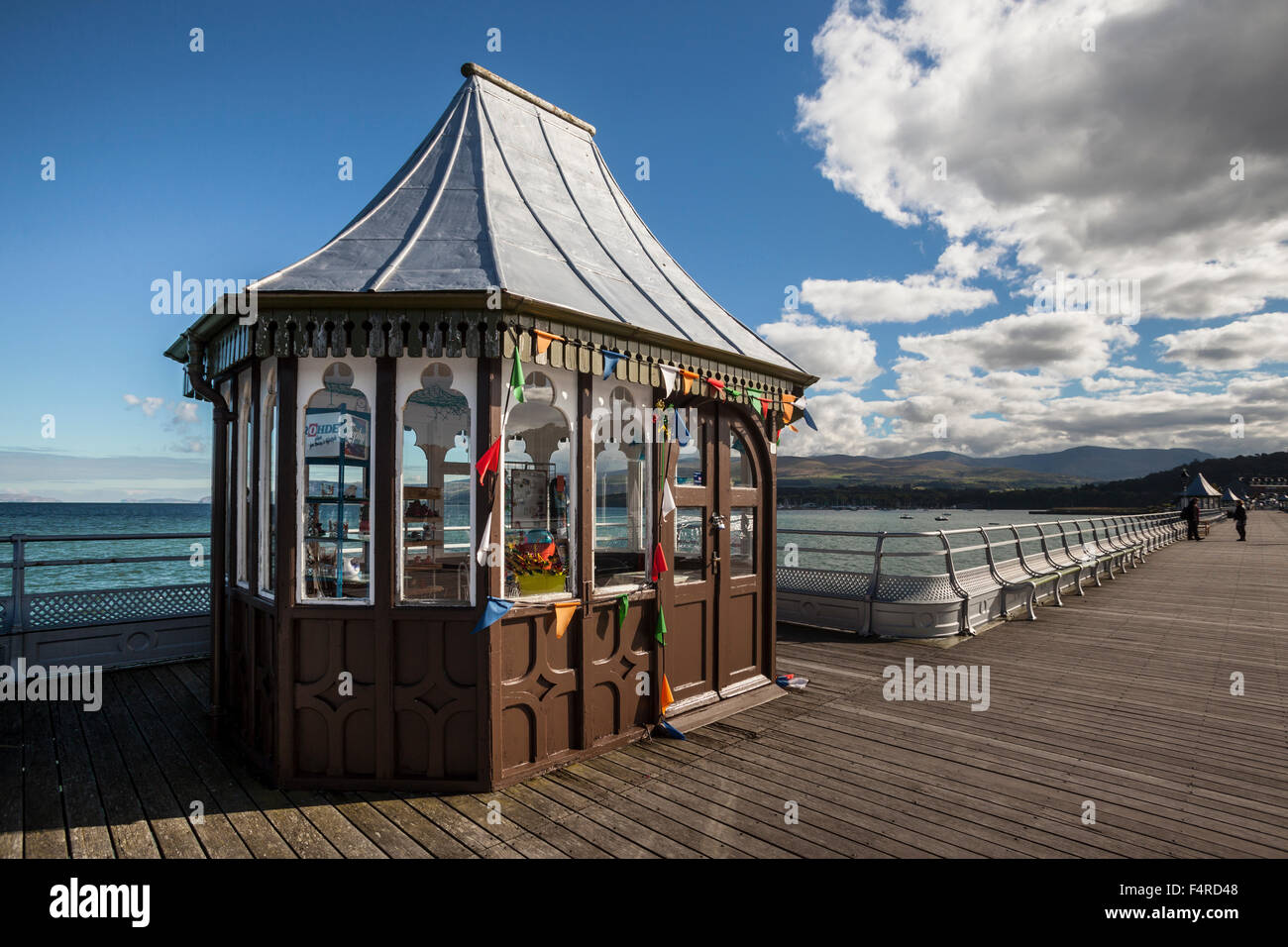 Pier y Garth Bangor Garth Pier Stock Photo - Alamy