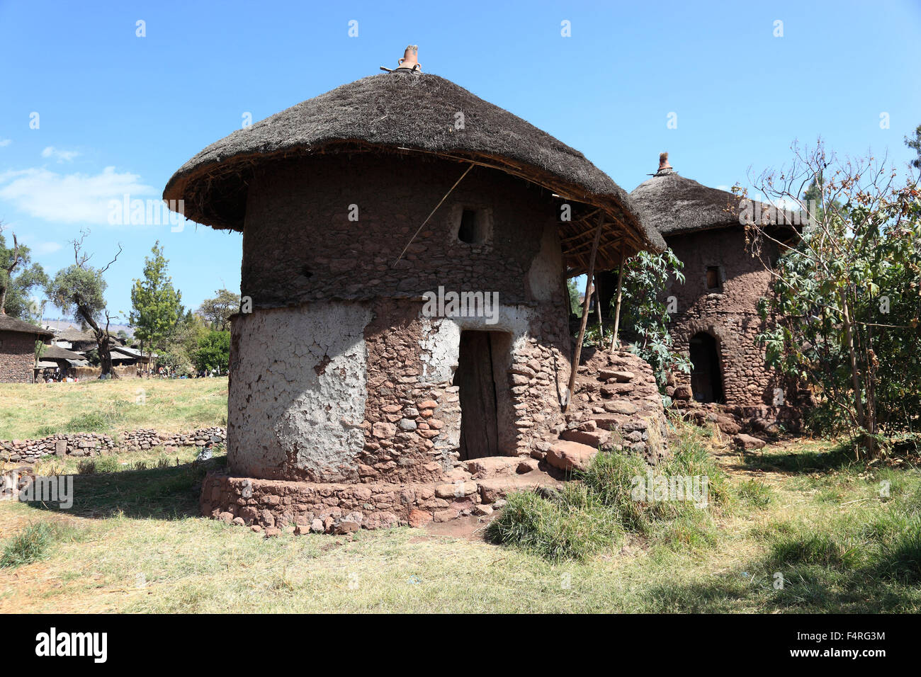 Traditional rondavels hi-res stock photography and images - Alamy