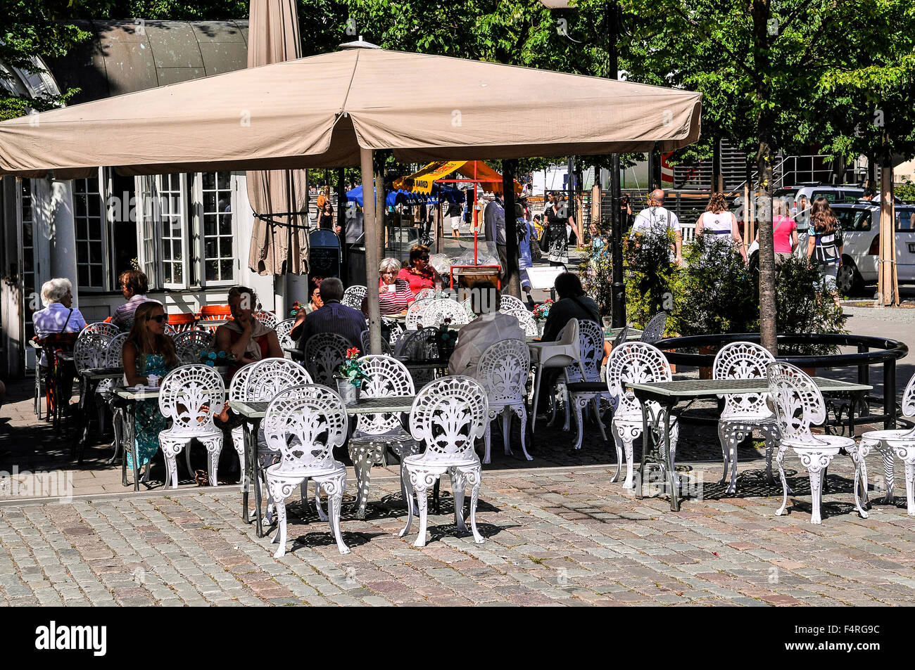 Sweden Stockholm An open air cafè Stock Photo - Alamy