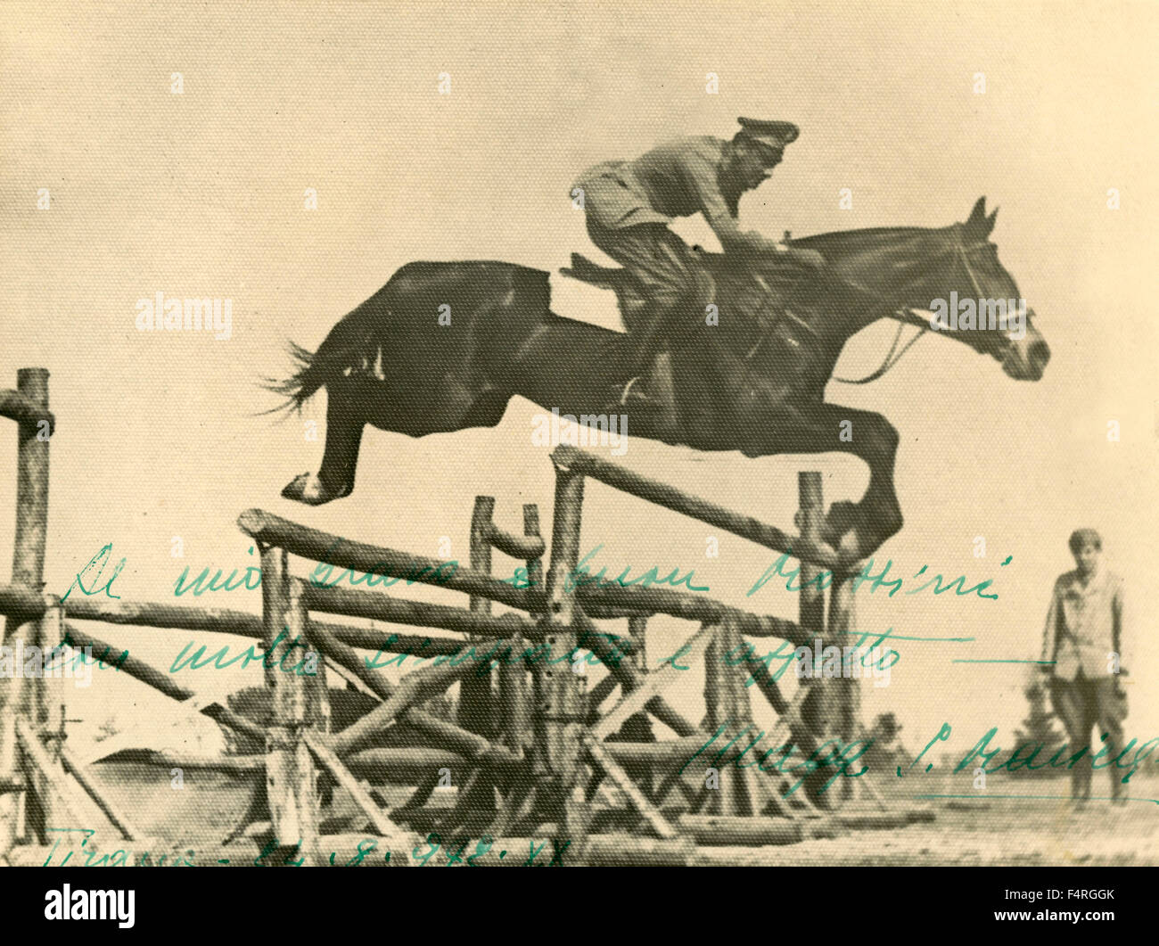 Soldier riding horse hi-res stock photography and images - Alamy