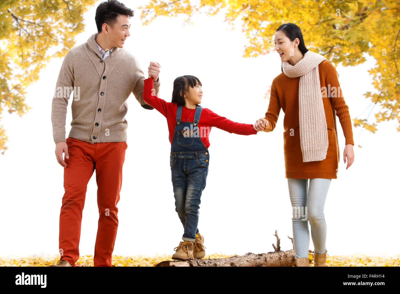 Happy family outdoor play Stock Photo - Alamy