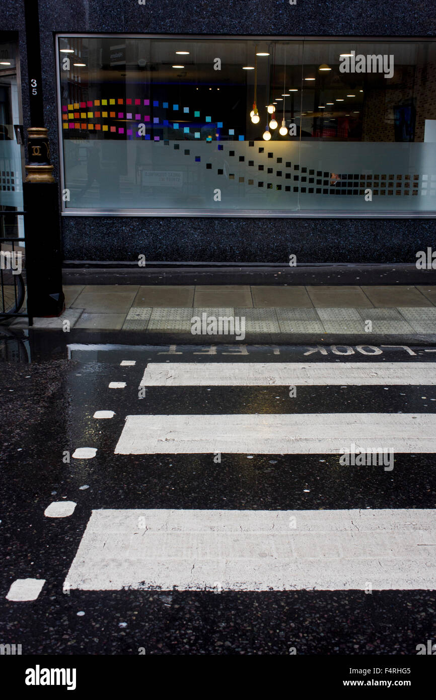 Dots britain hi-res stock photography and images - Alamy