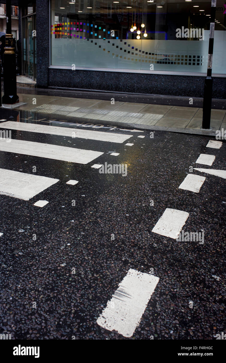 Dots britain hi-res stock photography and images - Alamy