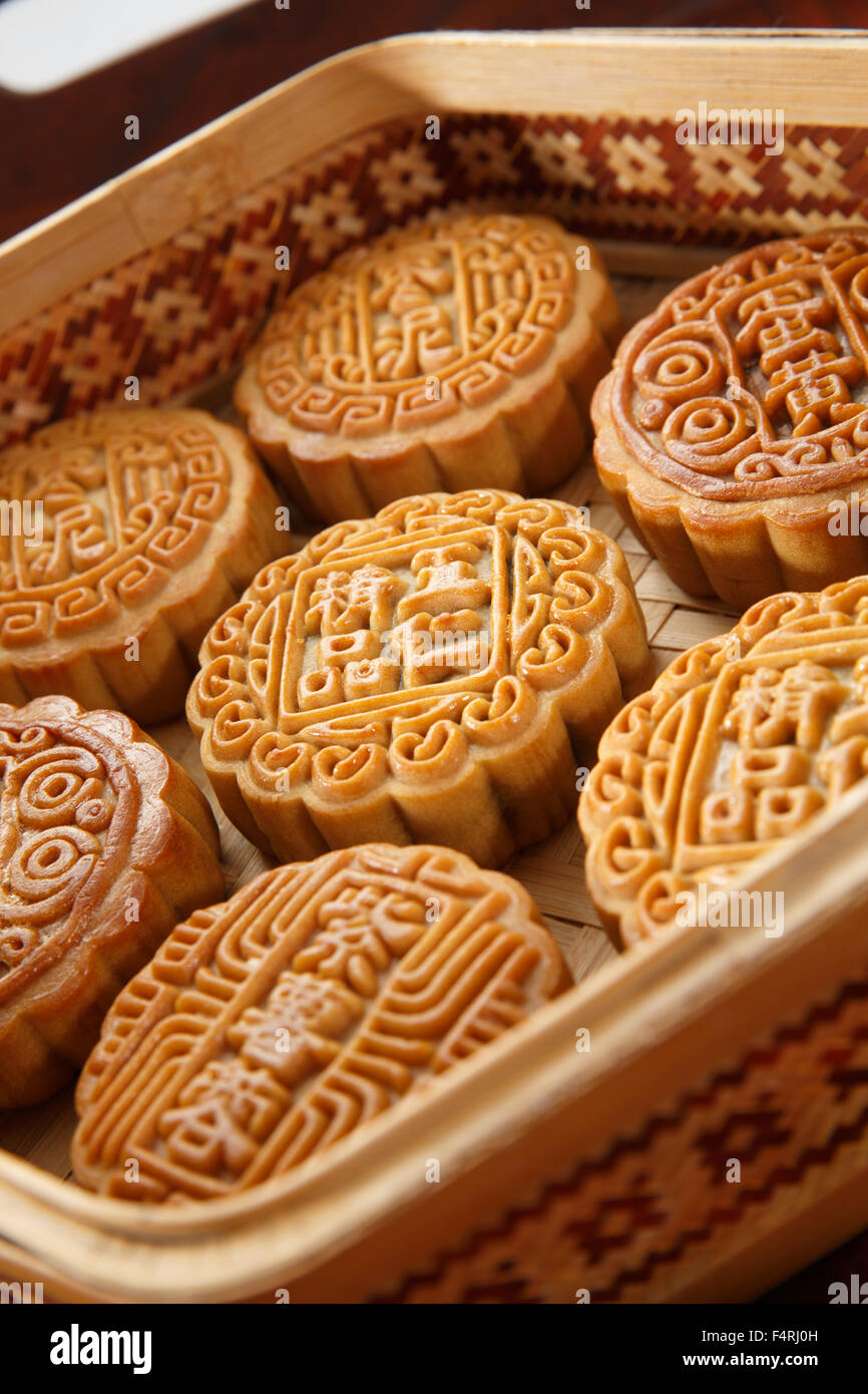 Moon cake gift box hi-res stock photography and images - Alamy