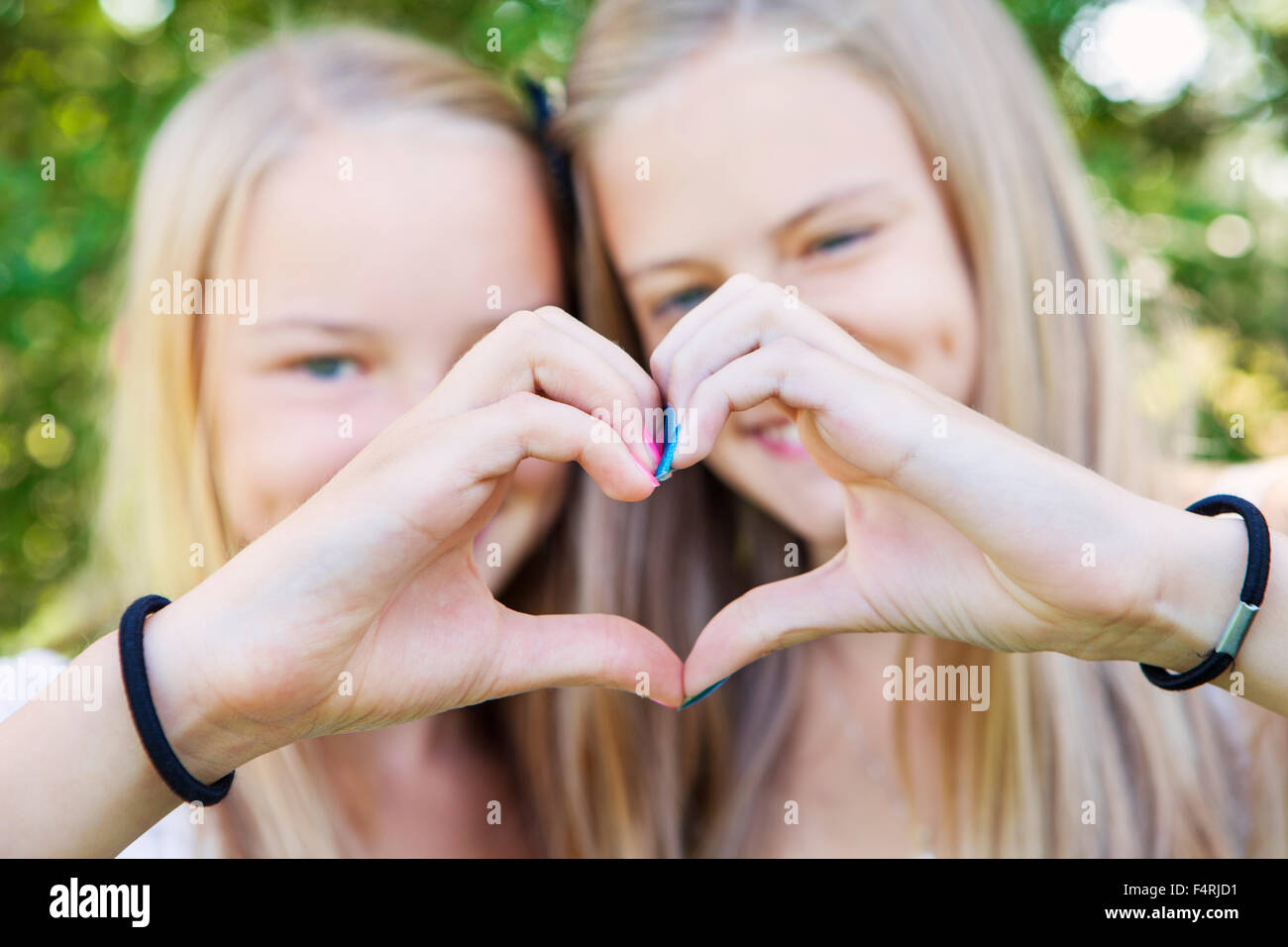 Girl blonde 12 years blue eyes hi-res stock photography and images - Alamy