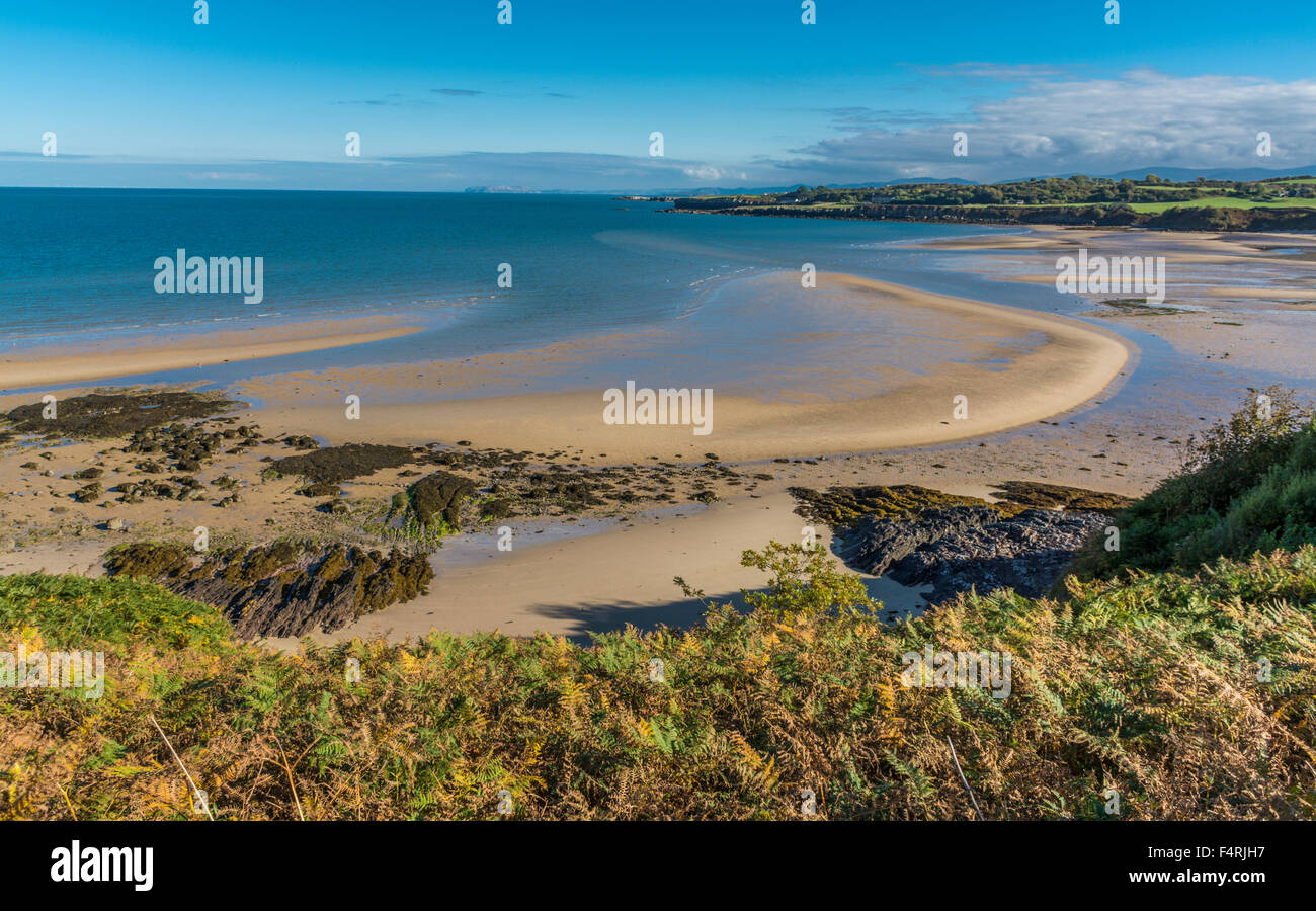 Outgoing tide on Lligwy Bay, Isle of Anglesey, North Wales, UK. Taken ...