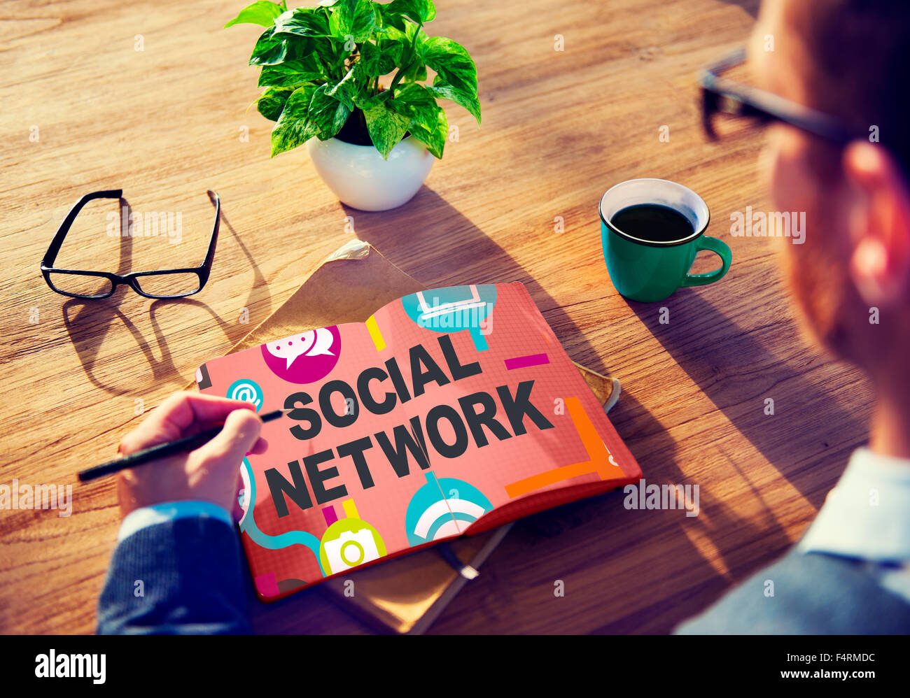 Social Network Internet Online Society Connecting Social Media Concept ...