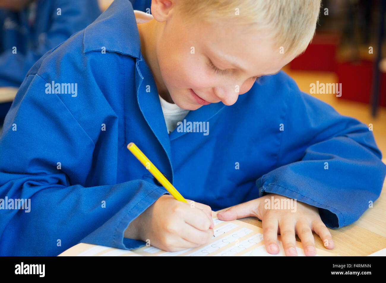 Boy desk classroom 9 years hi-res stock photography and images - Alamy