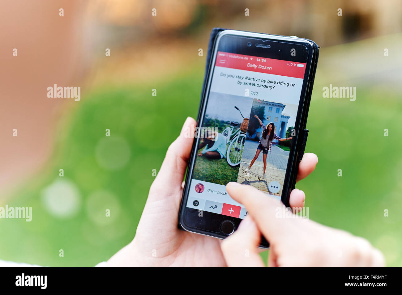 Displaying social media network apps on the screen of an iPhone 6 in ...