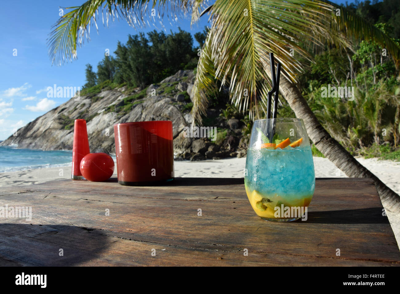 Seychelles island beach palms hi-res stock photography and images - Alamy