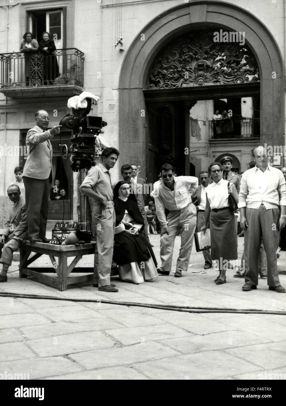 Italian director Mario Camerini and actress Anna Magnani on the set of ...