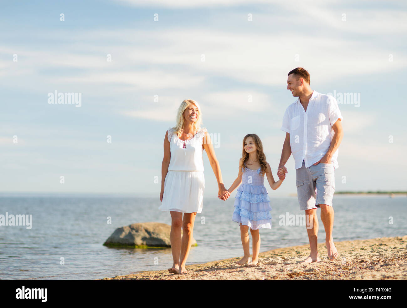 happy family at the seaside Stock Photo - Alamy