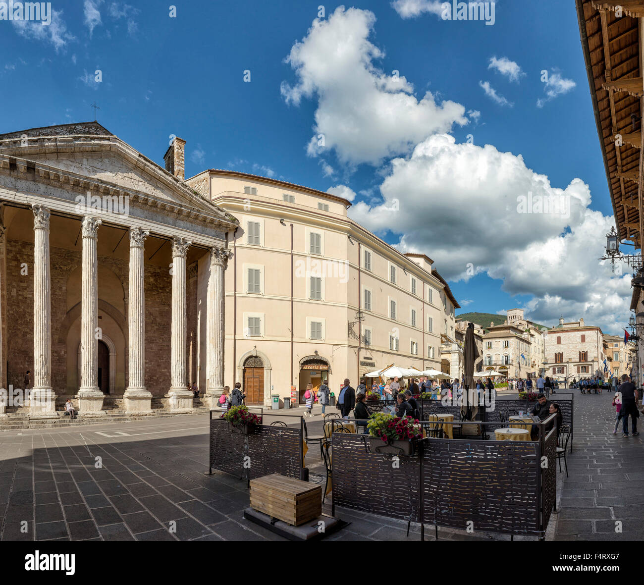 Italy, Europe, Assisi, Umbria, Tempio di Minerva, temple, Piazza del ...