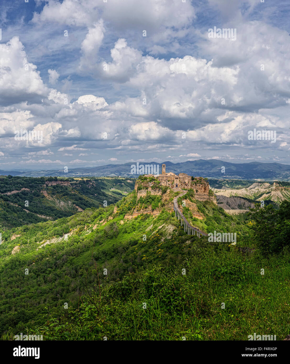 Italy, Europe, Bagnoregio, Umbria, Village, mountain ridge, landscape ...