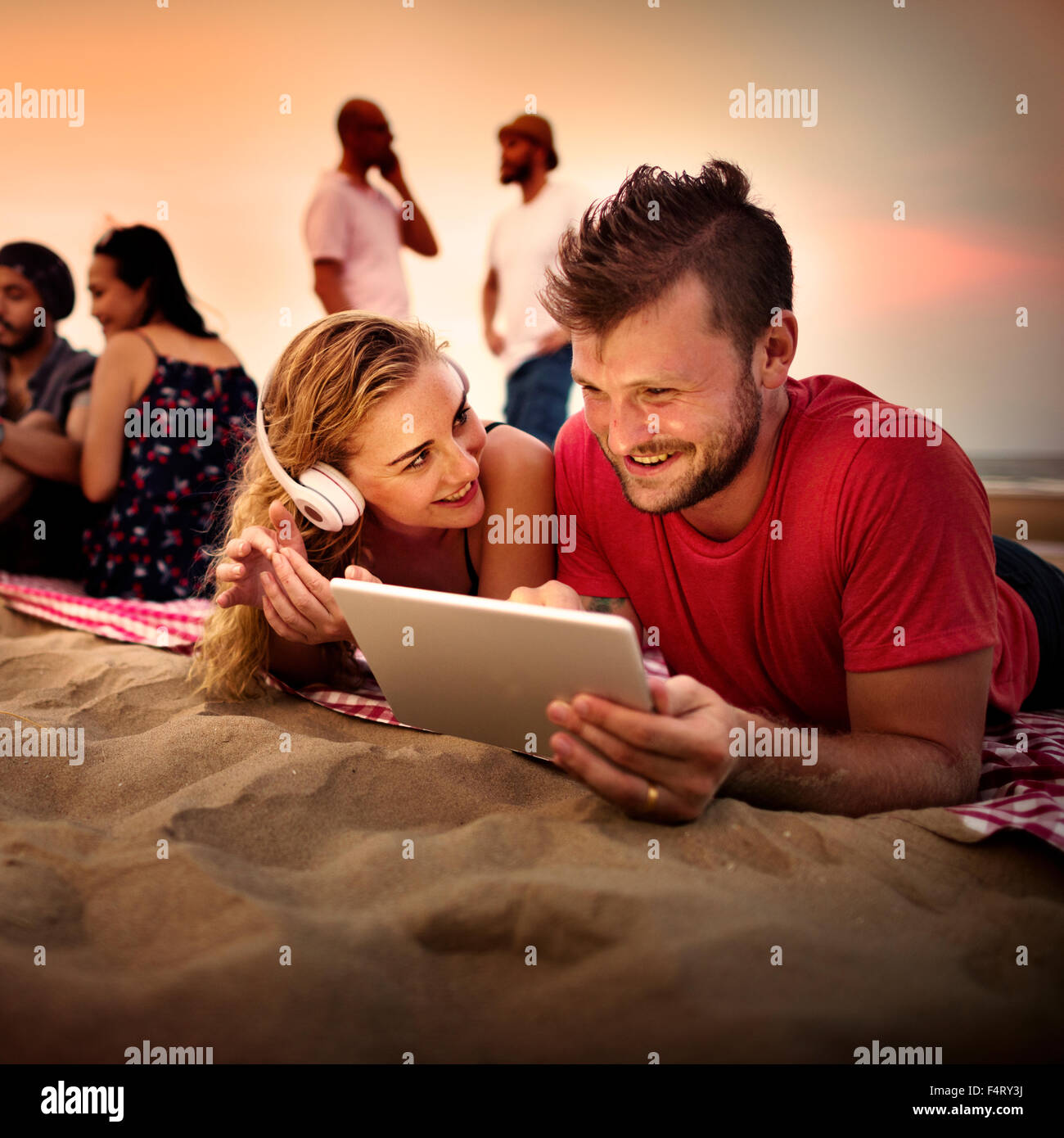Summer Beach Friendship Holiday Vacation Concept Stock Photo - Alamy