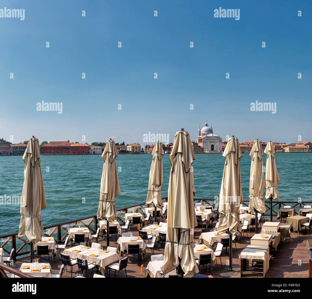 Zattere, venice restaurant hi-res stock photography and images - Alamy