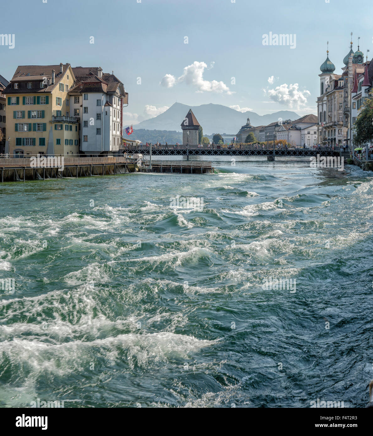 Switzerland, Europe, Luzern, Lucerne, Rapid, river, Reuss, city, water ...
