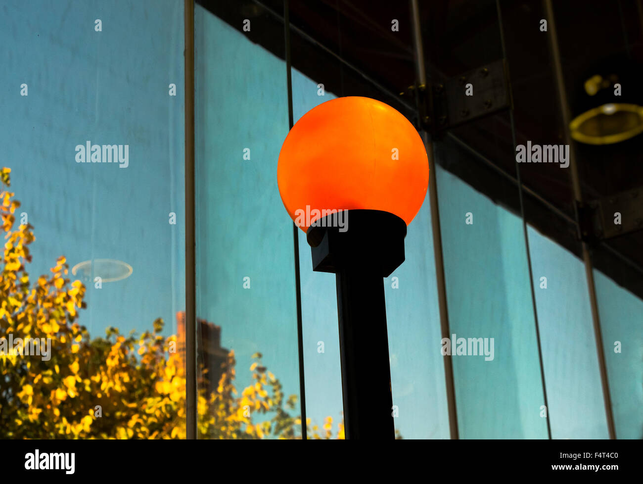 Belisha beacon hi-res stock photography and images - Alamy