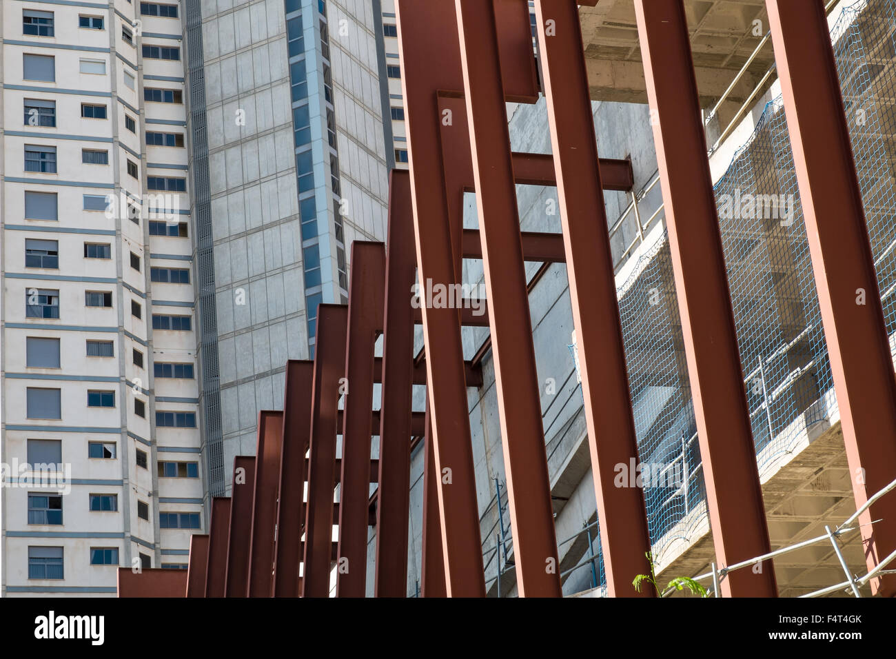 Metal girders unfinished building structure hi-res stock photography ...