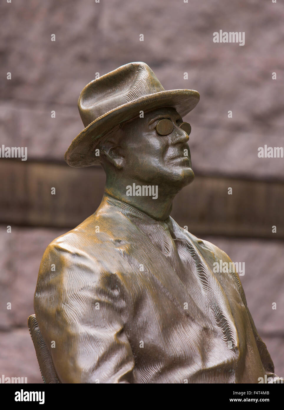 WASHINGTON, DC, USA - Franklin Roosevelt Memorial. Bronze statue of FDR ...