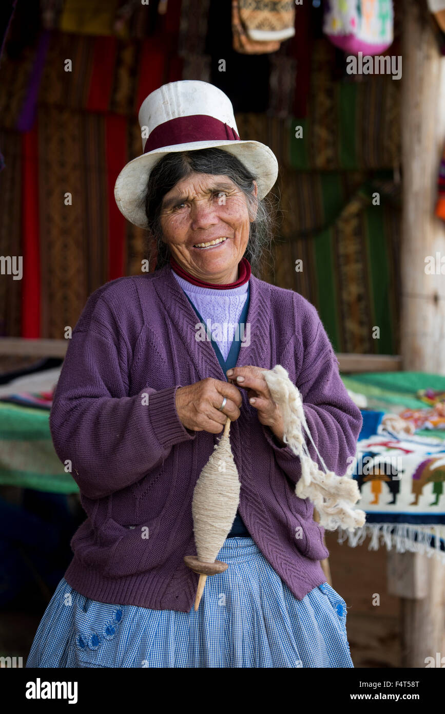 Grandmother latin america hi-res stock photography and images - Alamy