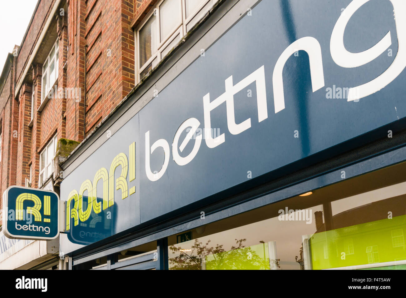 Betting office hi-res stock photography and images - Alamy