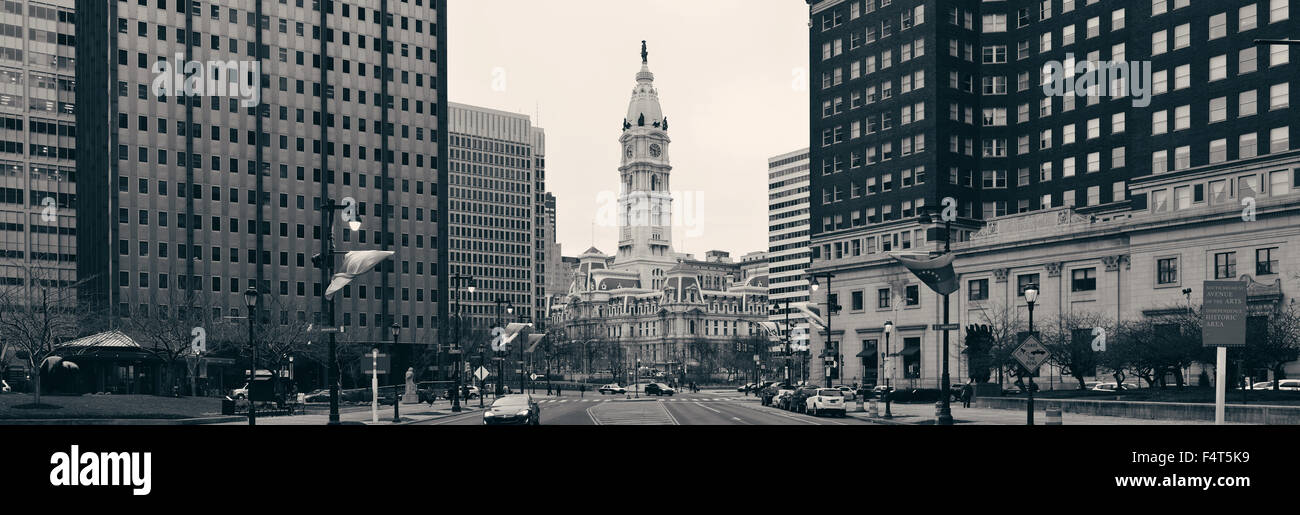 PHILADELPHIA, PENNSYLVANIA - MAR 26: City street view with urban ...
