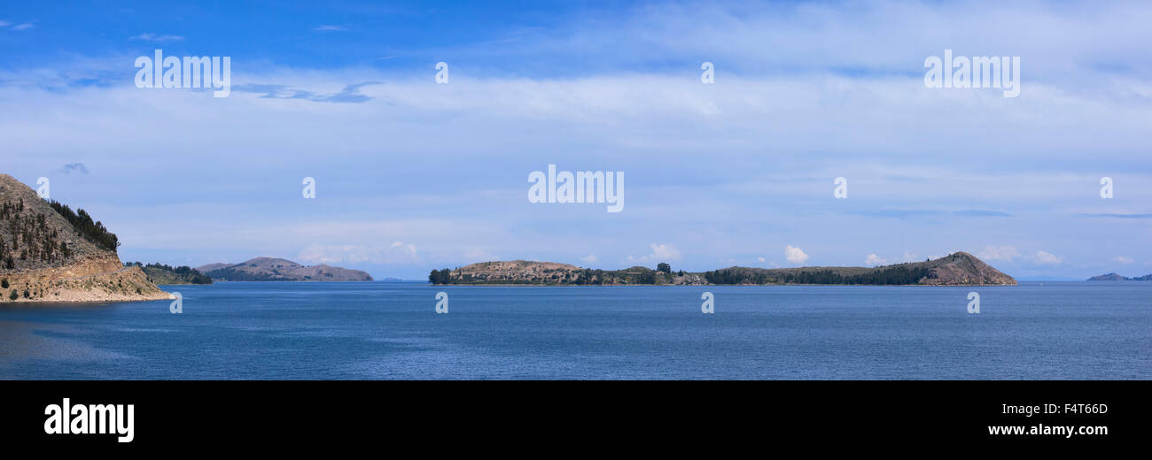 South America, Latin America, Peru, Lake Titicaca, panorama with suasi ...