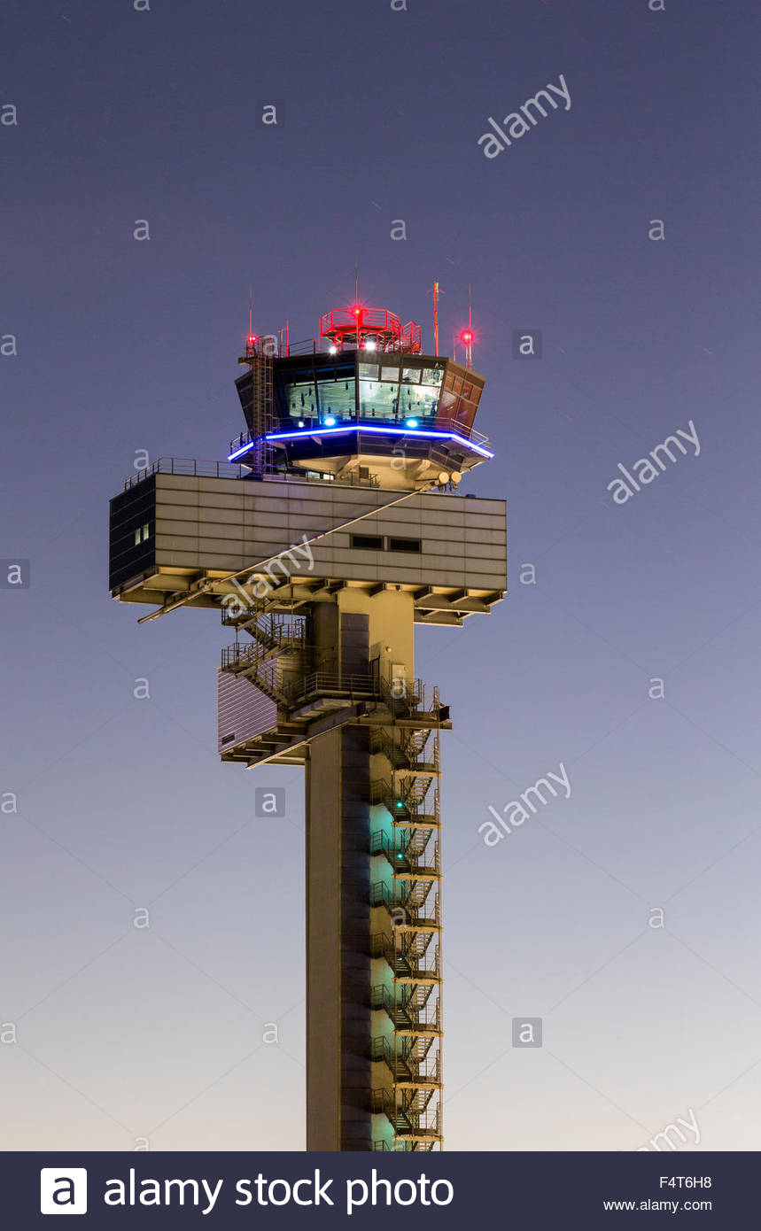 Air Traffic Control Radar Antenna Stock Photos & Air Traffic Control ...