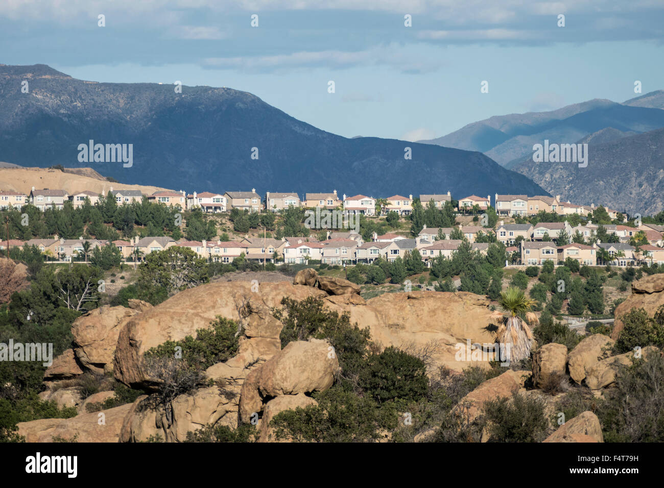 Porter Ranch hilltop homes in the San Fernando Valley area of Los ...