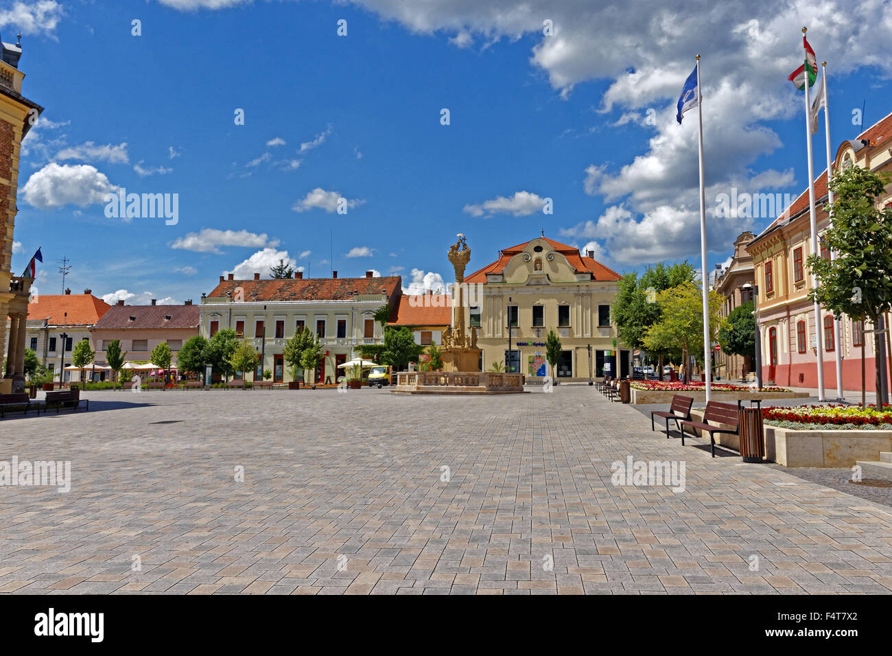Marketplace, Trinity column Stock Photo - Alamy