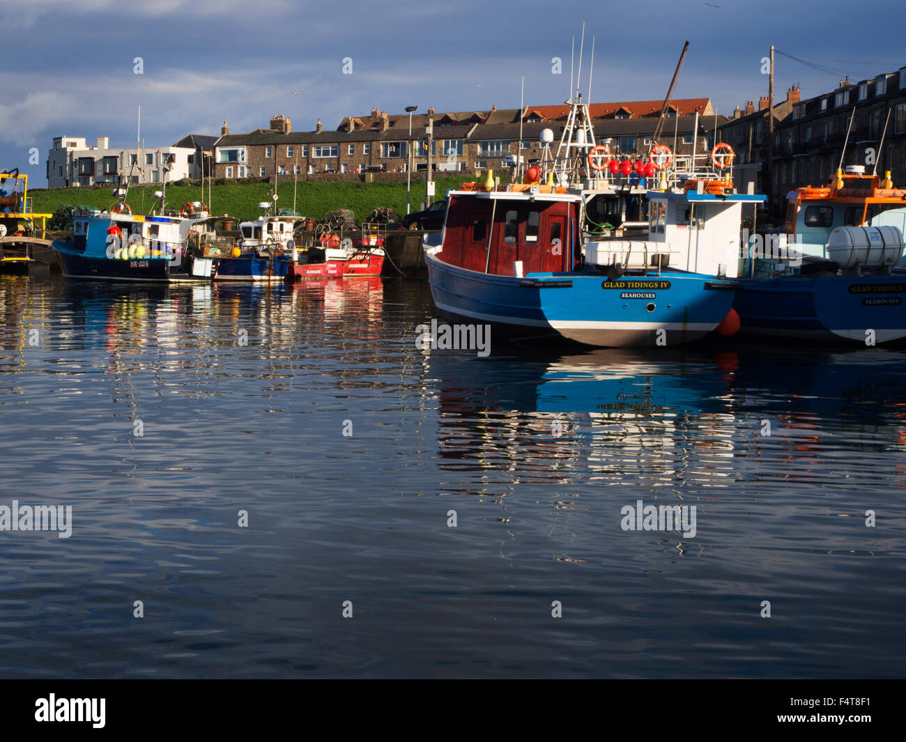 Reflections seahouses hi-res stock photography and images - Alamy