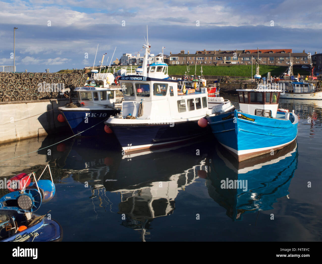 Reflections Seahouses High Resolution Stock Photography and Images - Alamy