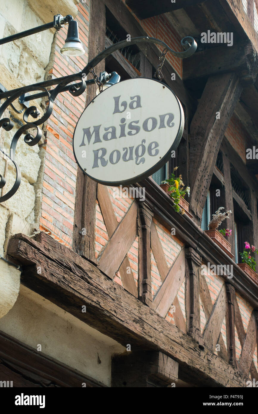 Maison rouge hi-res stock photography and images - Alamy